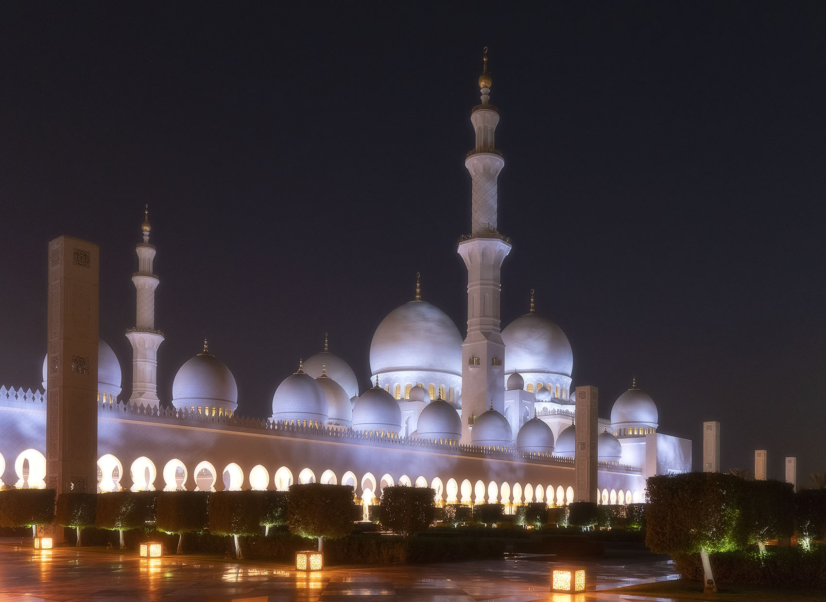 2018-05-10 SHEIKH ZAYED MOSQUE IN THE NIGHT - heyyouphoto.com