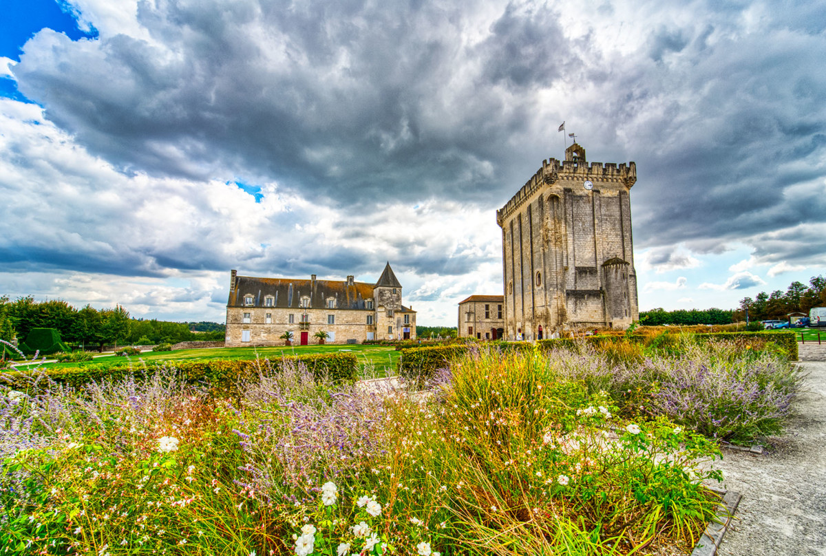 2019-01-14 PONS IN FRANCE - heyyouphoto.com