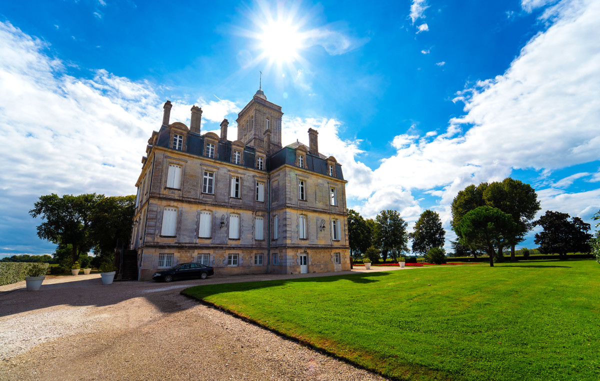 Chateau in the Medoc II size - heyyouphoto.com