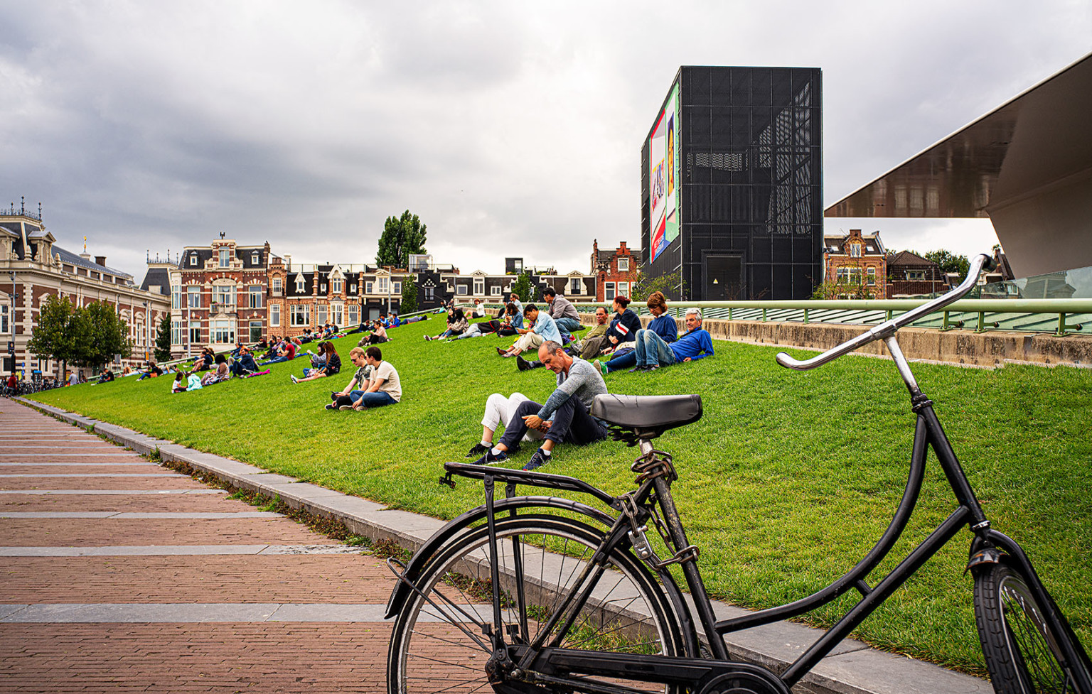 2020-10-08 THE SYMBOL OF AMSTERDAM - heyyouphoto.com