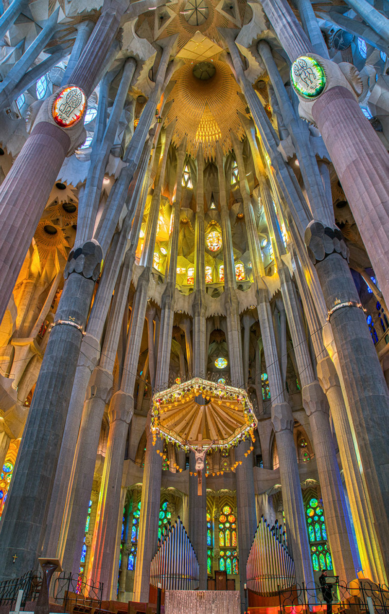 2021-07-29 INSIDE THE MARVELOUS CHURCH - heyyouphoto.com